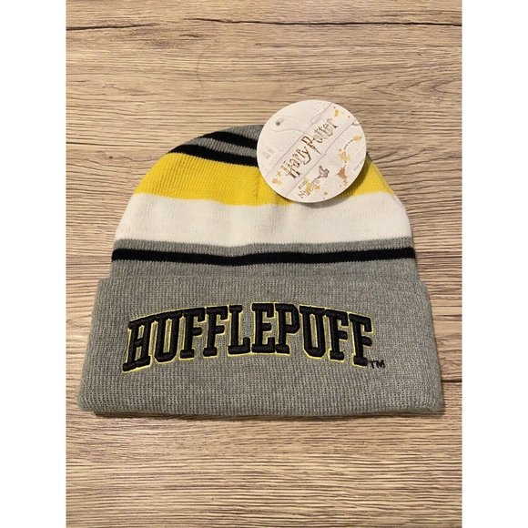 Bioworld | Accessories | Harry Potter Hufflepuff Striped Spell Out Knit ...